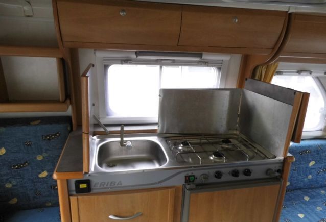 Купить прицеп-дачу HYMER / ERIBA Future 380. Объявление № 1447012 ...